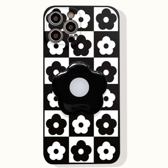 SHEIN | Accessories | New Iphone Xr Black And White Flower Case With ...